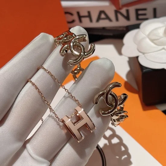 Hermes necklace pop h store